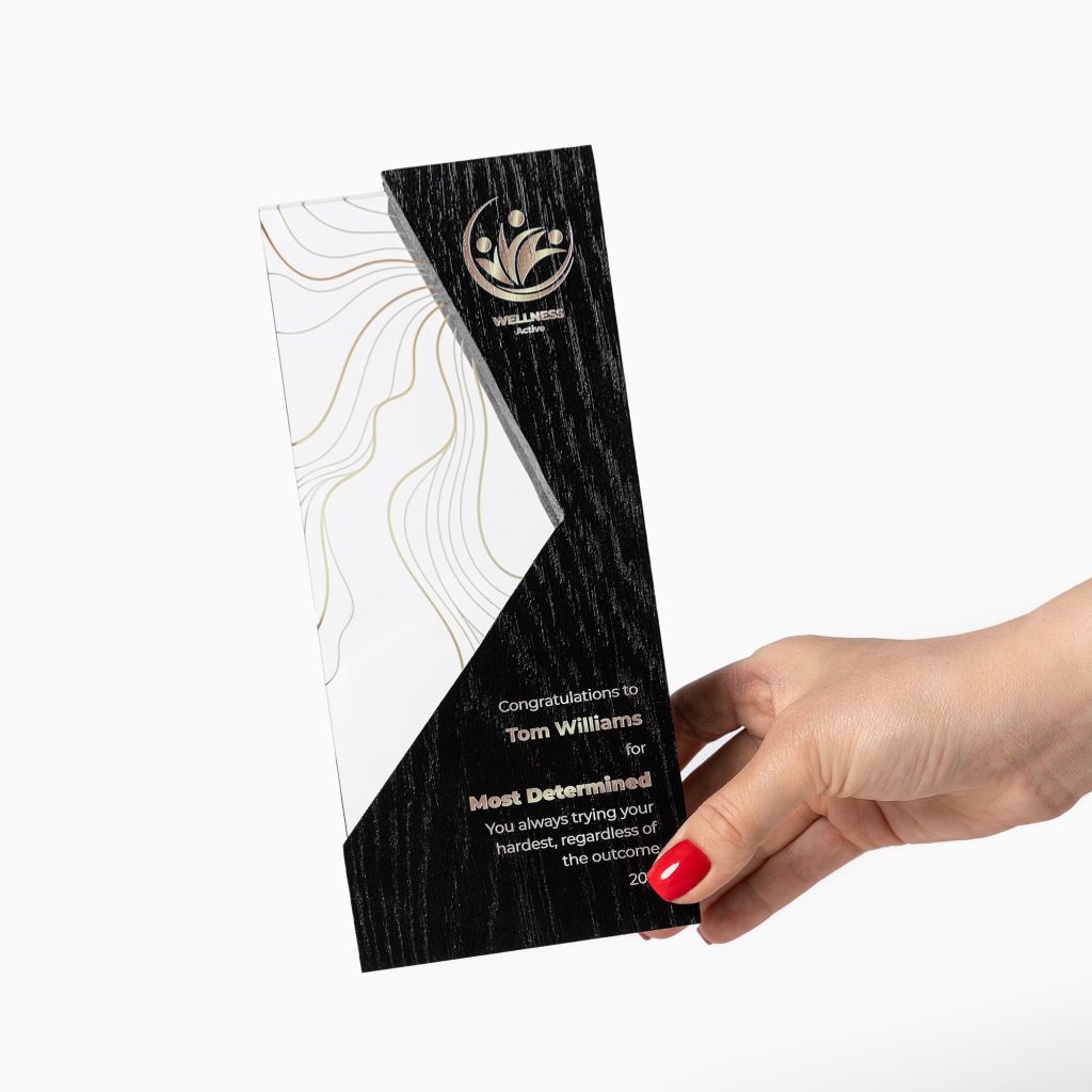 Midnight Crystal Award – Handmade and unique design awards