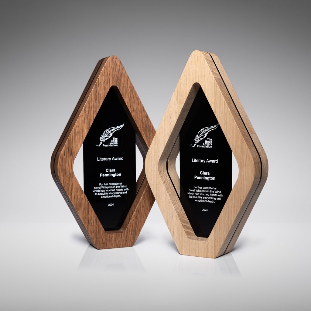 Natural Oak Diamond Award – Handmade and unique design awards
